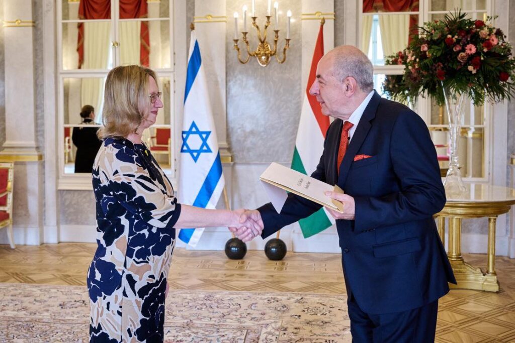 Az új izraeli nagykövet átadta megbízólevelét - BZSH
